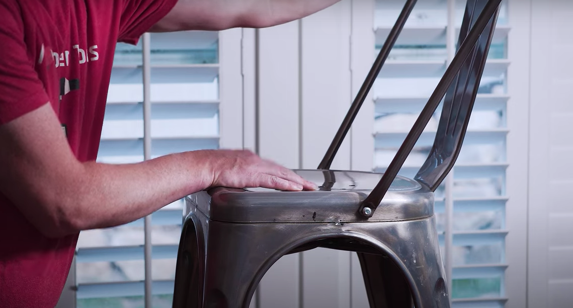 13 Annoying Loose Screws Around the House, and How to Fix Them – LRN2DIY